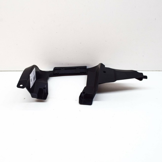 MERCEDES-BENZ GLA X156 REAR LEFT EXHAUST PIPE BRACKET A1568850114 ...
