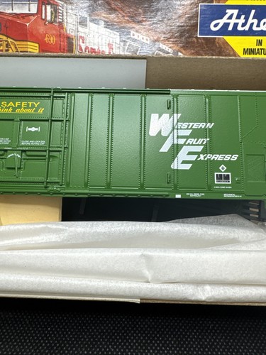 ATHEARN BNSF 57' Reefer Western Fruit Green 1/87 HO Scale Model NOS | eBay