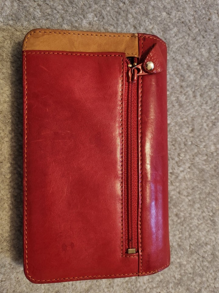 Ladies Lloyd Baker Red Real Leather Purse - Zip - Card Slots - Coin ...