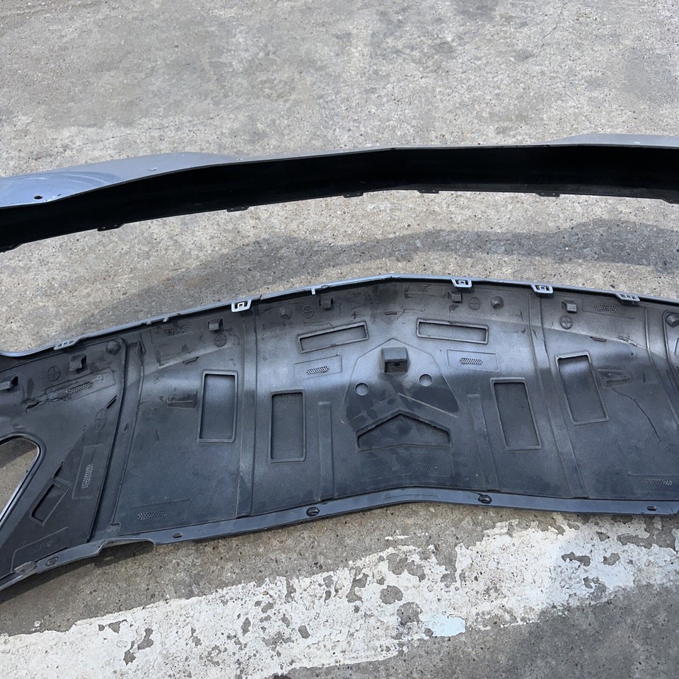 Genuine 2014-2019 Chevrolet Corvette Front Bumper Cover OEM 84407326 | eBay