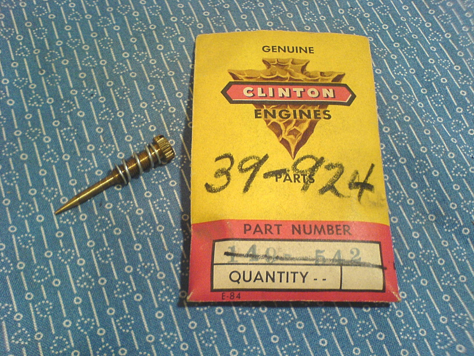 CLINTON+CARBURETOR+NEEDLE+AND+SPRING+39-924+FITS+39-726+500+AND+OTHERS ...