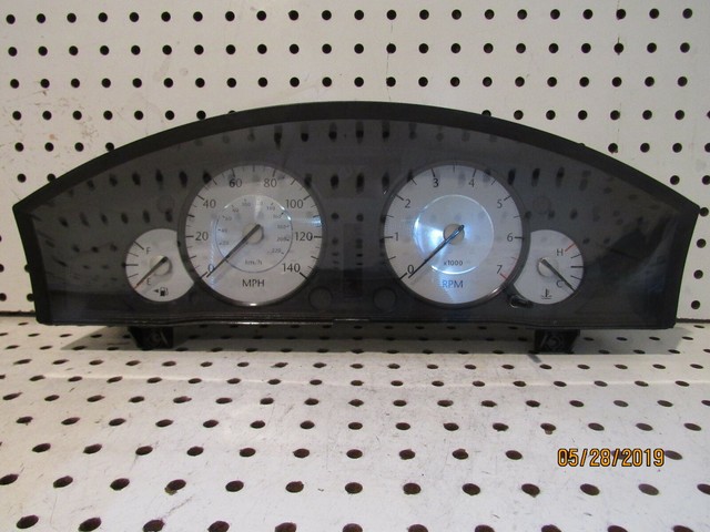 Chrysler 300 Speedometer Instrument Cluster Fits 2008 27628wh for sale ...
