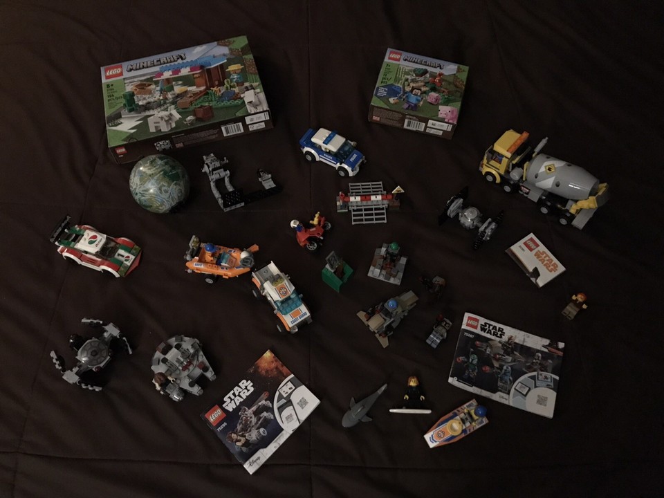 Ultimate Lego Lot (13 Complete Sets) Lego Star Wars, Lego City, & Lego ...