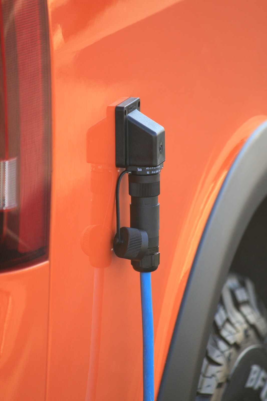 IP67 ANGLED OUTLET 240v POWER MOTORHOME VW CAMPERVAN ELECTRIC HOOKUP ...