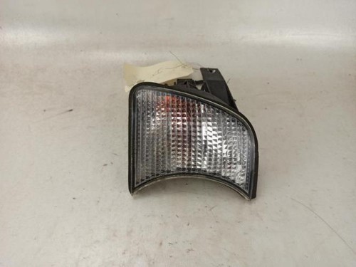 Optique avant secondaire droit (feux)(clignotant) BMW SERIE 5 E34 ...