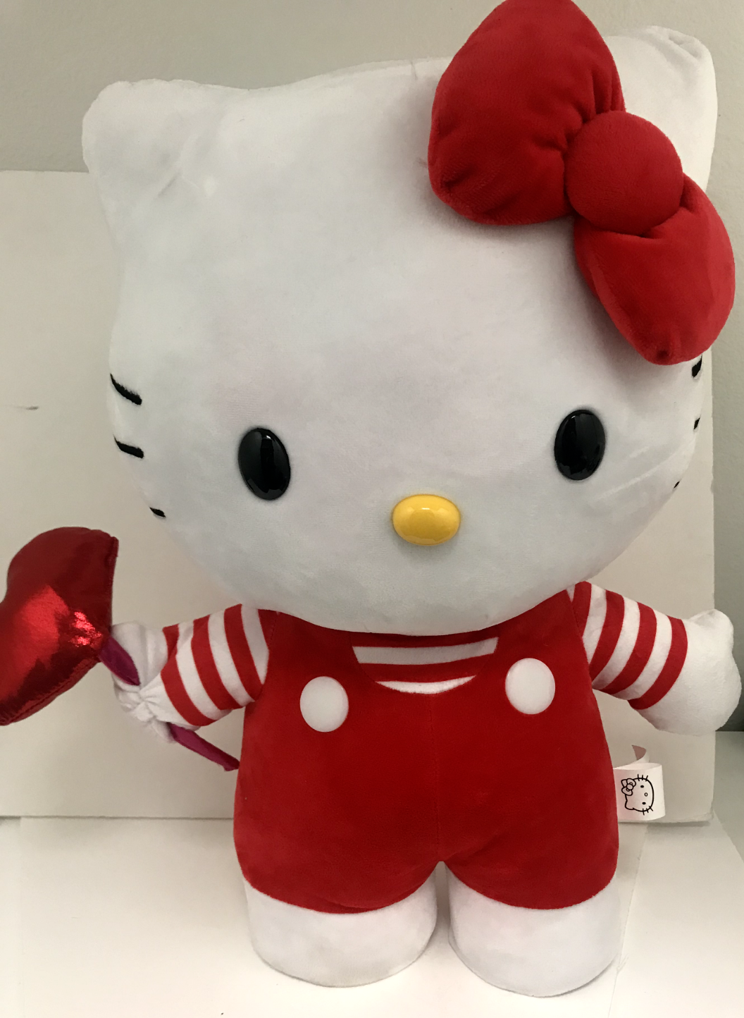 Sanrio Hello Kitty Valentine Greeter New Gemmy Plush 2023 fast shipping ...