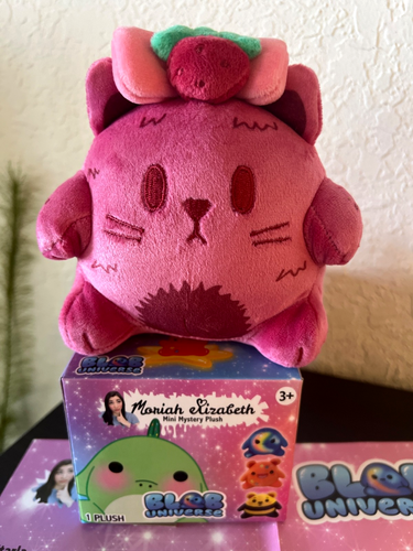 Moriah Elizabeth Blob Universe Red VELVET Cake 6" Mini Mystery Plush ...