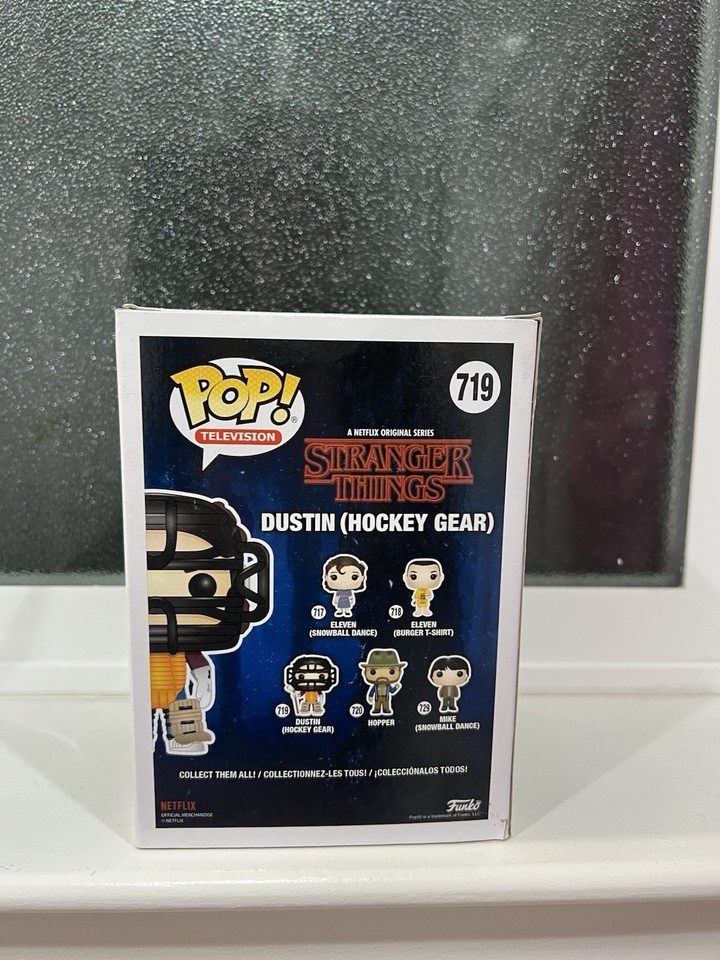 Funko Pop! Stranger Things - Dustin (Hockey Gear) #719 - Hot Topic ...