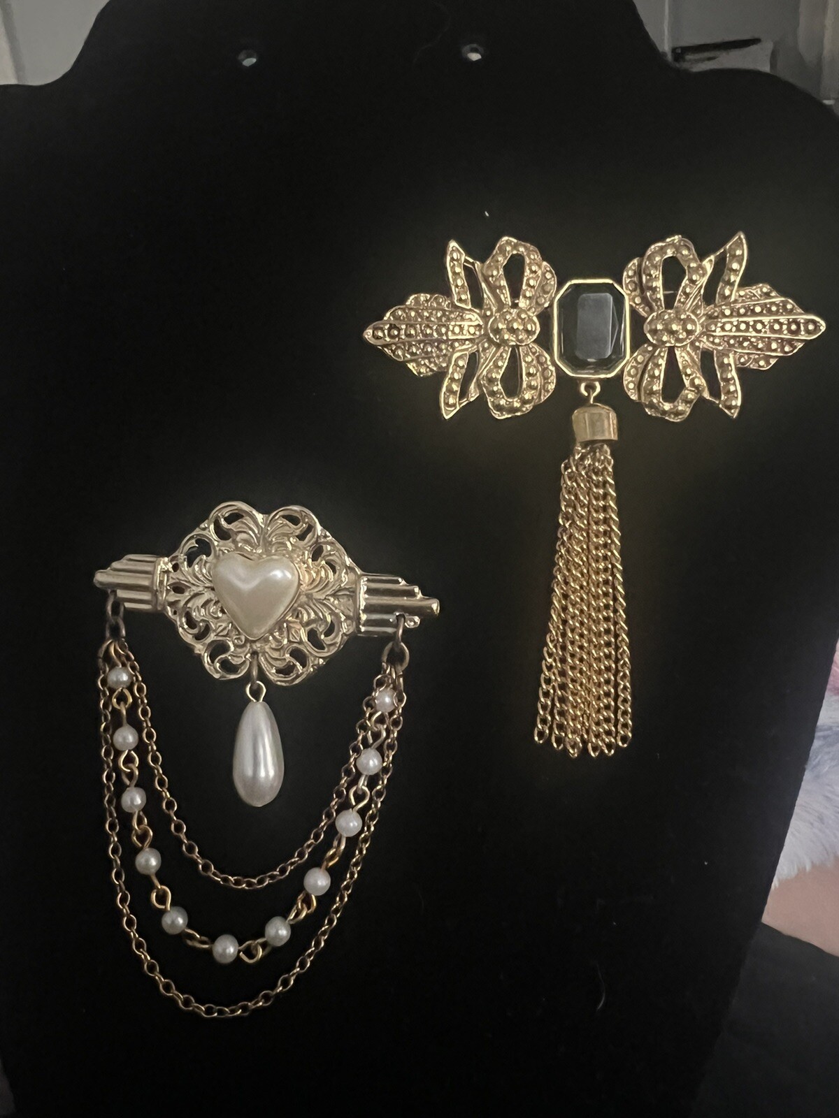 2 80’s Vintage Victorian Collar Brooches - Gem