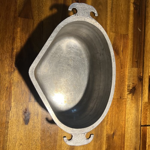 Vintage GUARDIAN SERVICE WARE Triangle Heart Heavy Cast Aluminum Pan ...