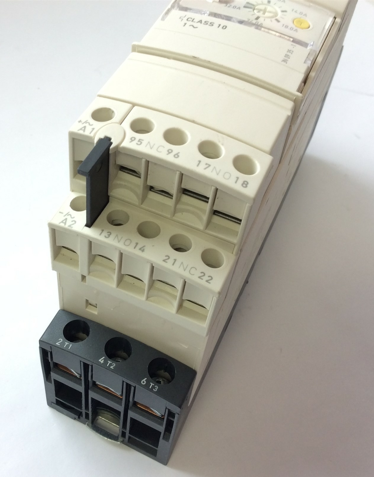 Schneider Electric Motor Starter LUB32 Base LUCC32BL Control 24VDC 8 ...