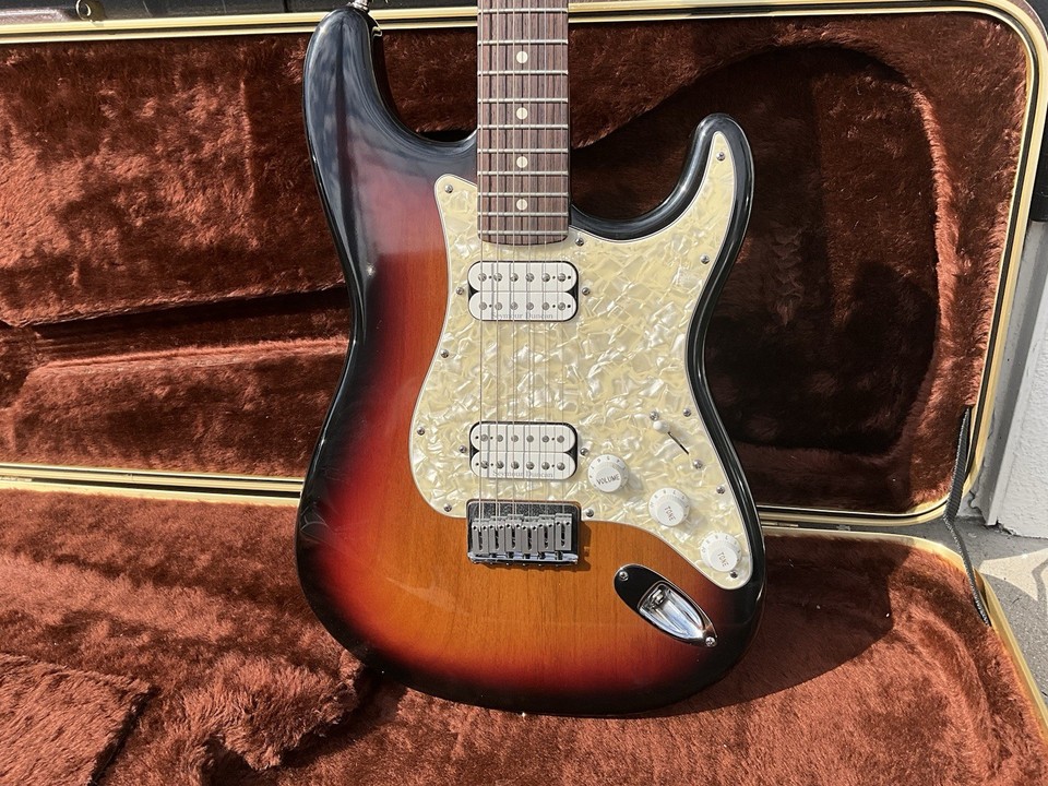 Fender Special Edition “Big Apple” Sunburst Stratocaster, 1999 USA w ...