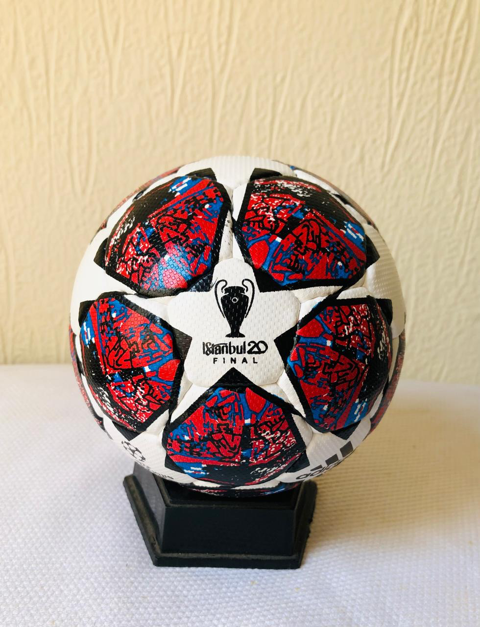 UEFA Champions League Mini Soccer Ball | ISTANBUL 20 FINAL | Match Ball ...