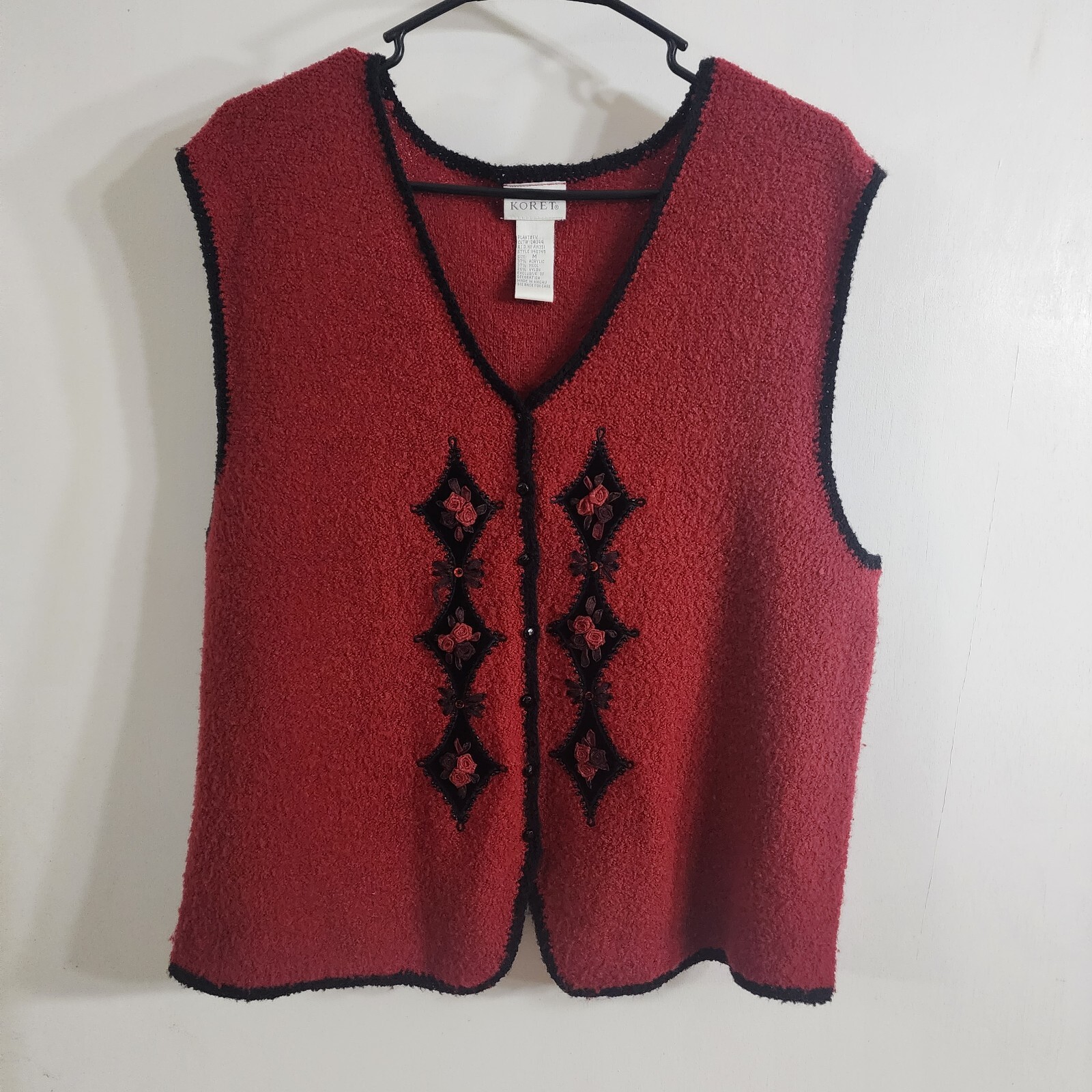 Vintage Red Koret Vest With Black Embroidered Diamond… - Gem