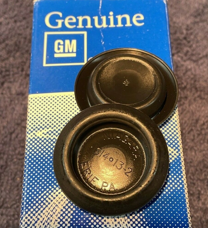 NOS GM 1" Rear Body Plugs 58-81 Olds Cutlass 442 Delta 88 Toronado F85 ...