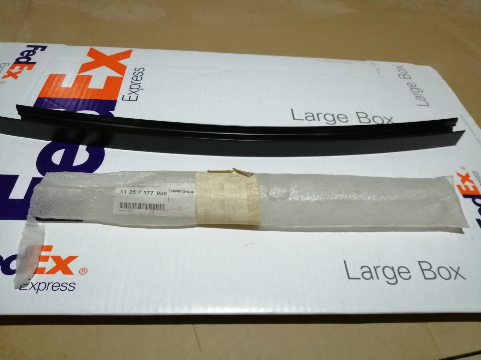 BMW 51357177958 Window guide web cover right F01 F01 LCI F02 F02 LCI ...