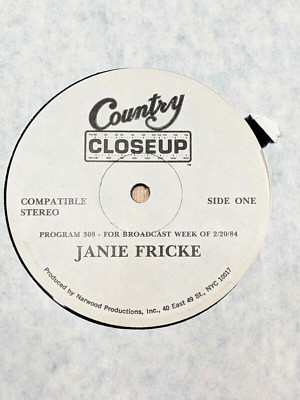 COUNTRY CLOSEUP RADIO SHOW JANIE FRICKE HOST LON HELTON 2/20/1984 ...