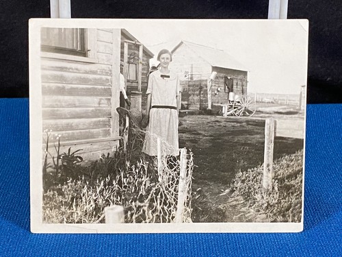 Woman on Rural Farm Ranch Endiang Alberta Canada c. 1933 Vintage Photo ...