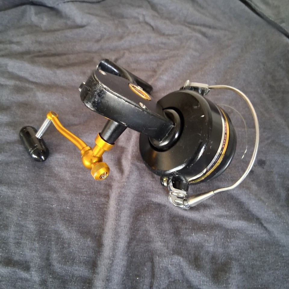 PENN 704z spinning reel perfect condition | eBay