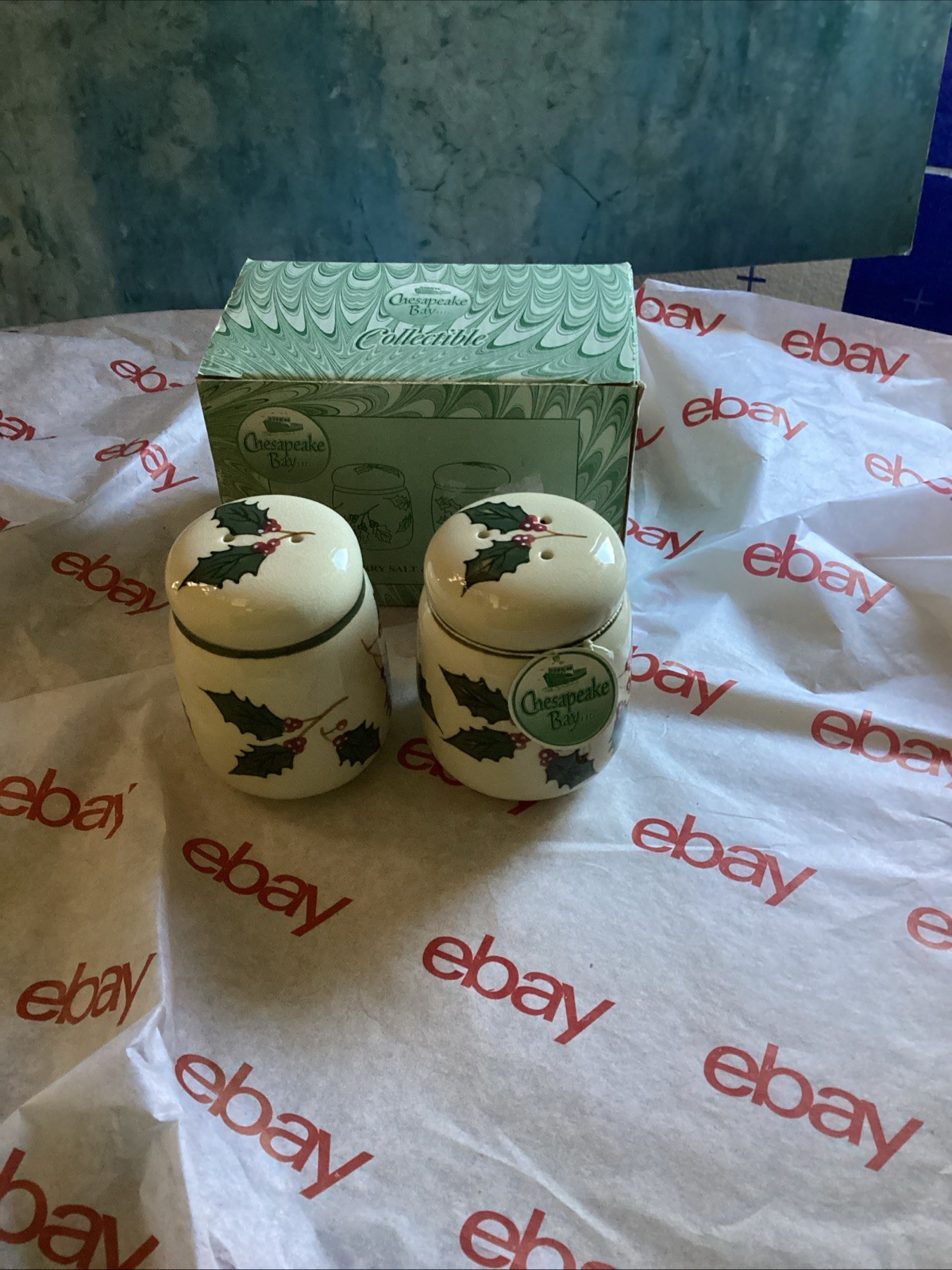 Chesapeake Bay Holiday Holly Berry Salt And Pepper Shakers 3” | eBay