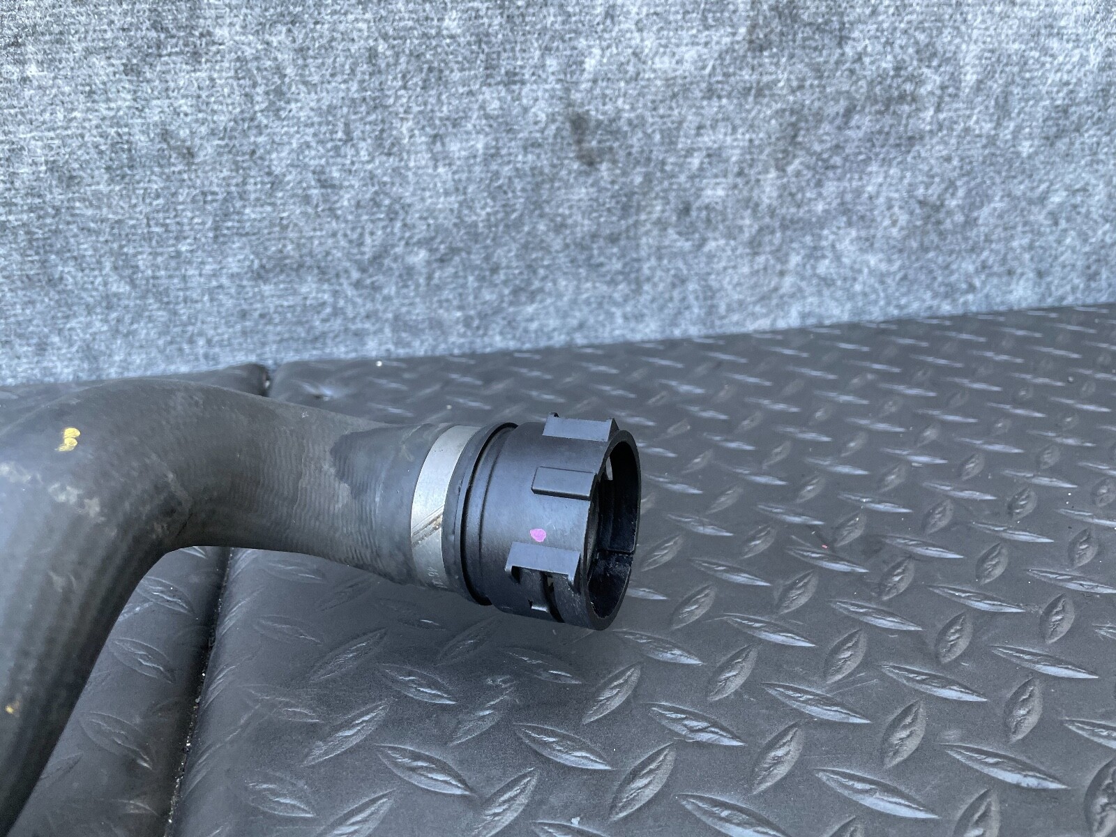 Mercedes-Benz Gl-class X166 LHD 350d Coolant Hose A1665000575 for sale ...