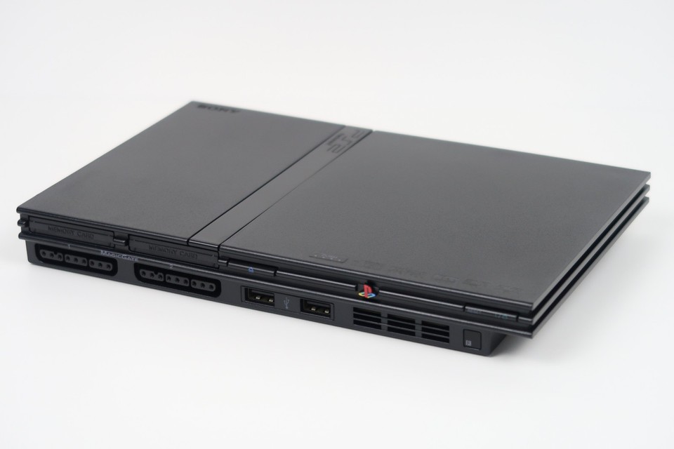 Haunting Ground Demento PS2 Sony PlayStation 2 & Slim Console & Guide ...