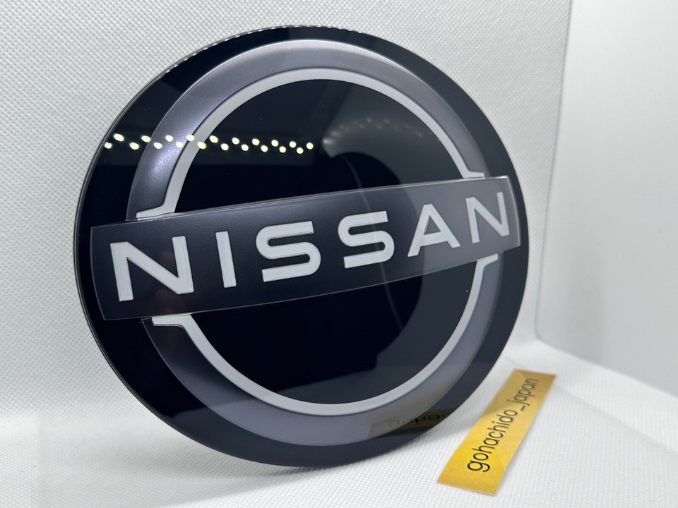Nissan Genuine New design CI Front Grille Radar Emblem 62890-7FW0B ...