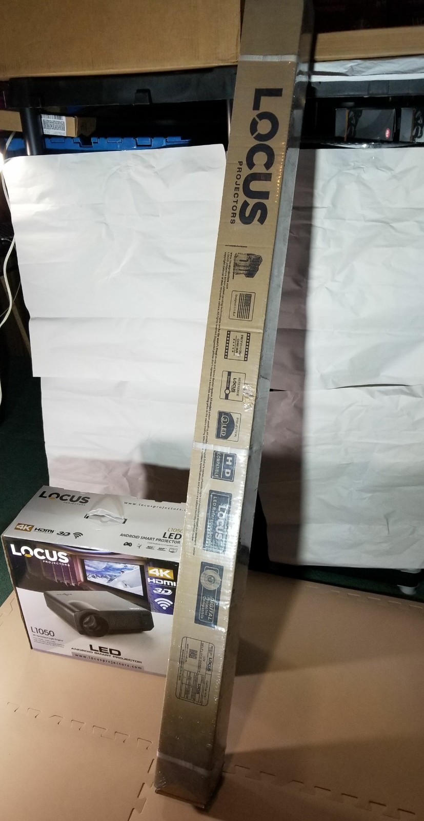 Locus L1050 Android Smart Projector with 72" Self Lock Screen 4k 3D ...