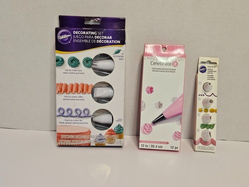 Wilton Cake Decorating Tips/ Bags Set #11 | eBay
