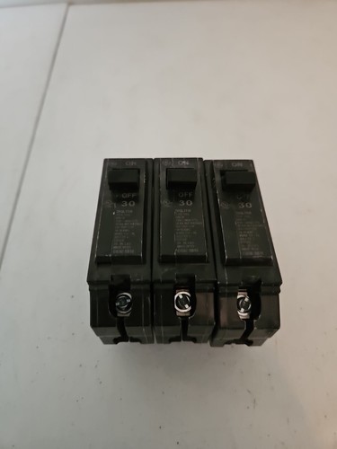 GE Q-Line THQB1130 30 Amp Thick Single-Pole Circuit Breaker NEW Lot Of ...