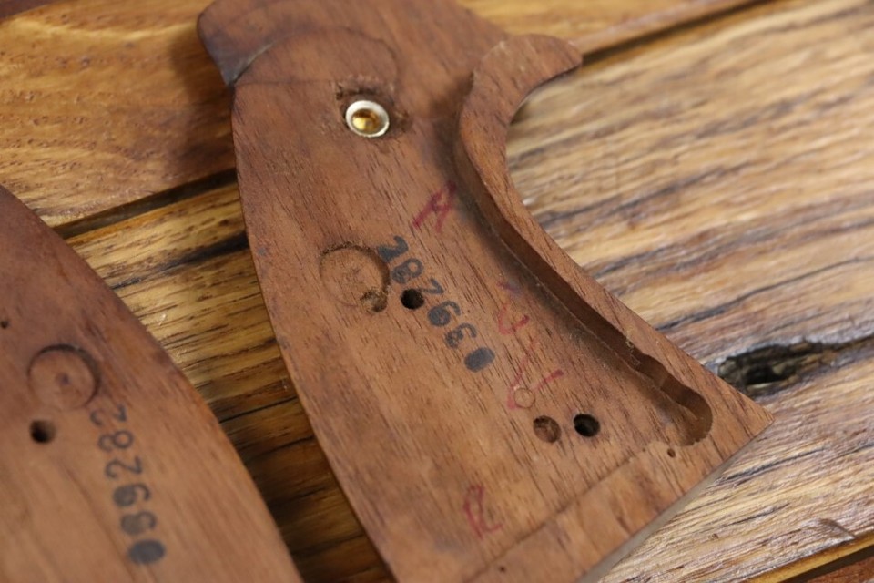 Colt Python Revolver Grips Vintage Factory Original Nice 1980s | eBay