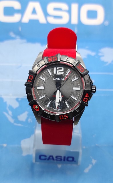 Casio Mtd-1070 Mens Analog Stainless Steel Multi Hands 100m Diver Watch ...