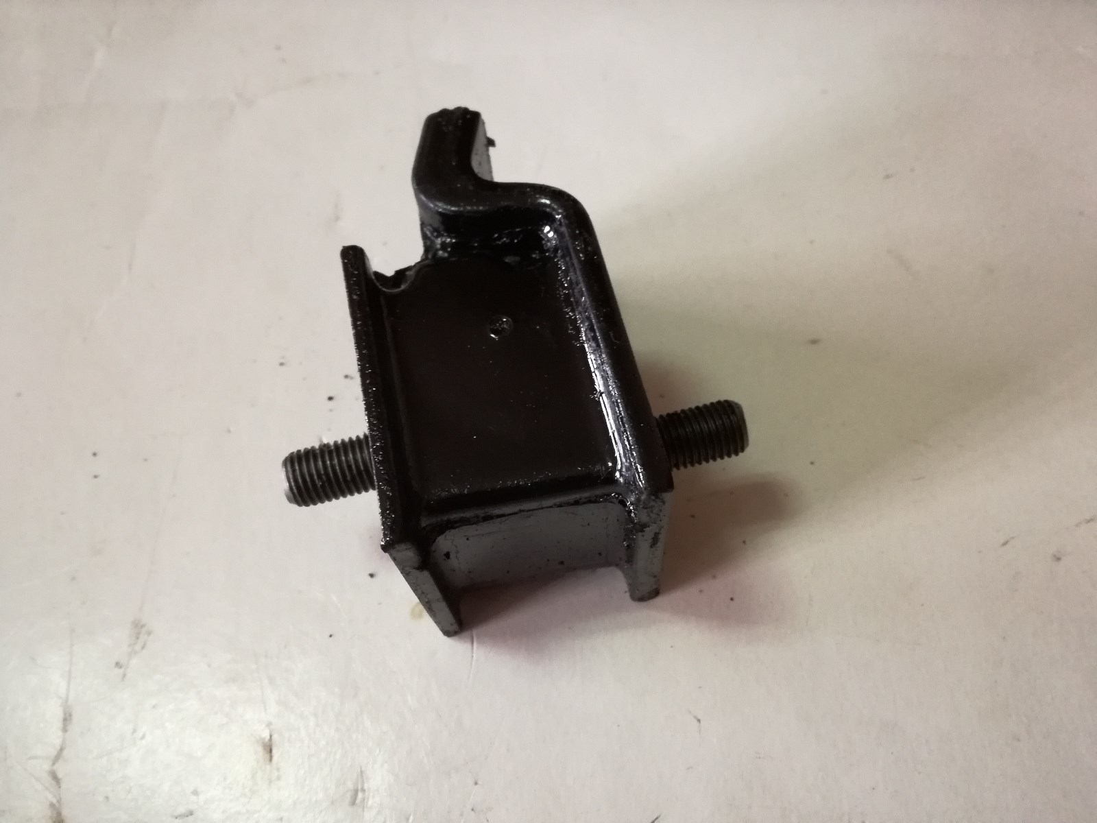 Véritable Isuzu Camion Support Moteur Coussin Caoutchouc G 94111903 8 ...