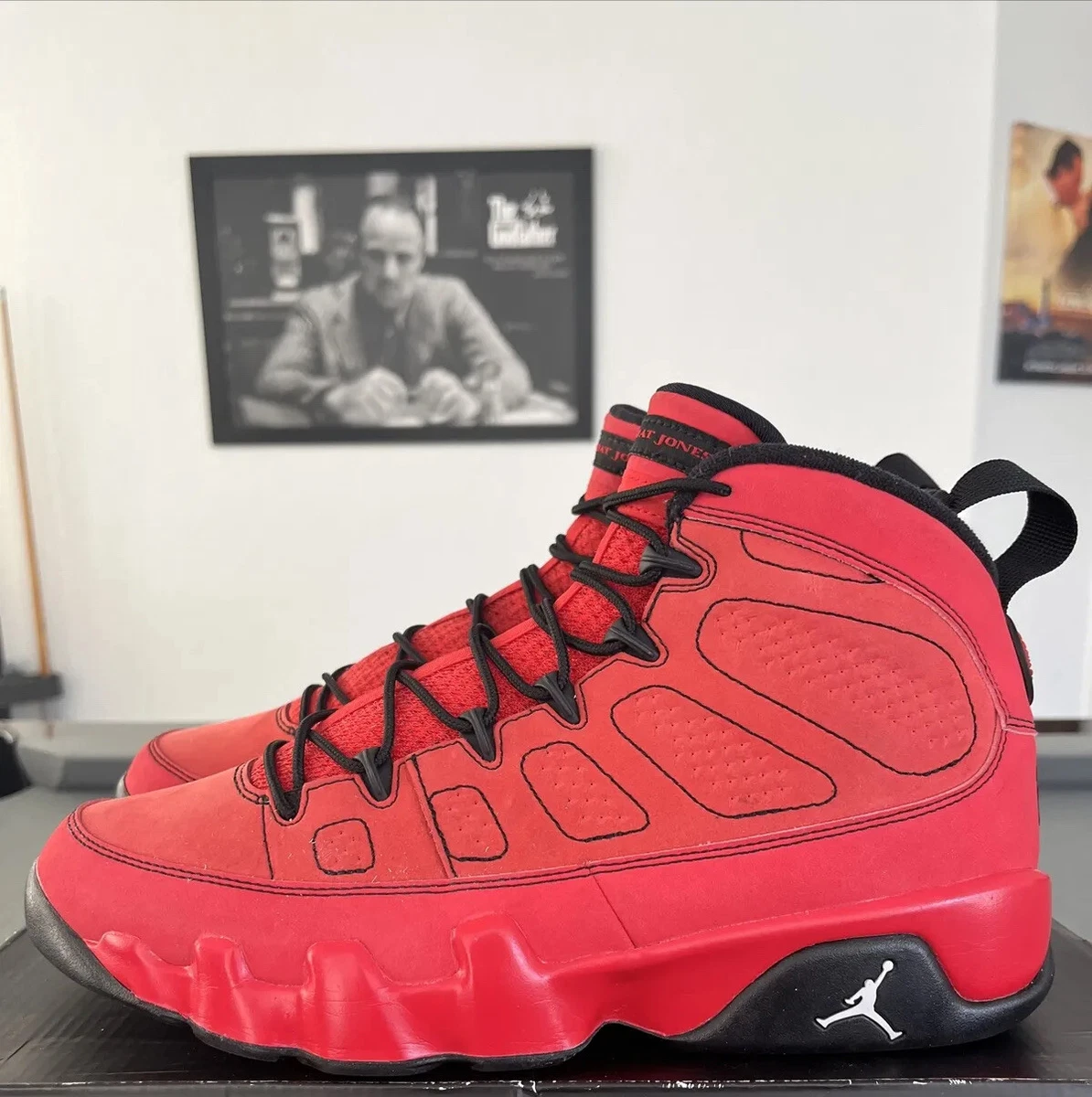 Jordan 9 Motorboat Jones Box