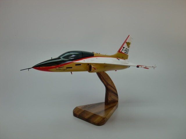 T-50 Golden Eagle T50 KAI Aircraft Desktop Kiln Dried Wood Model Small ...