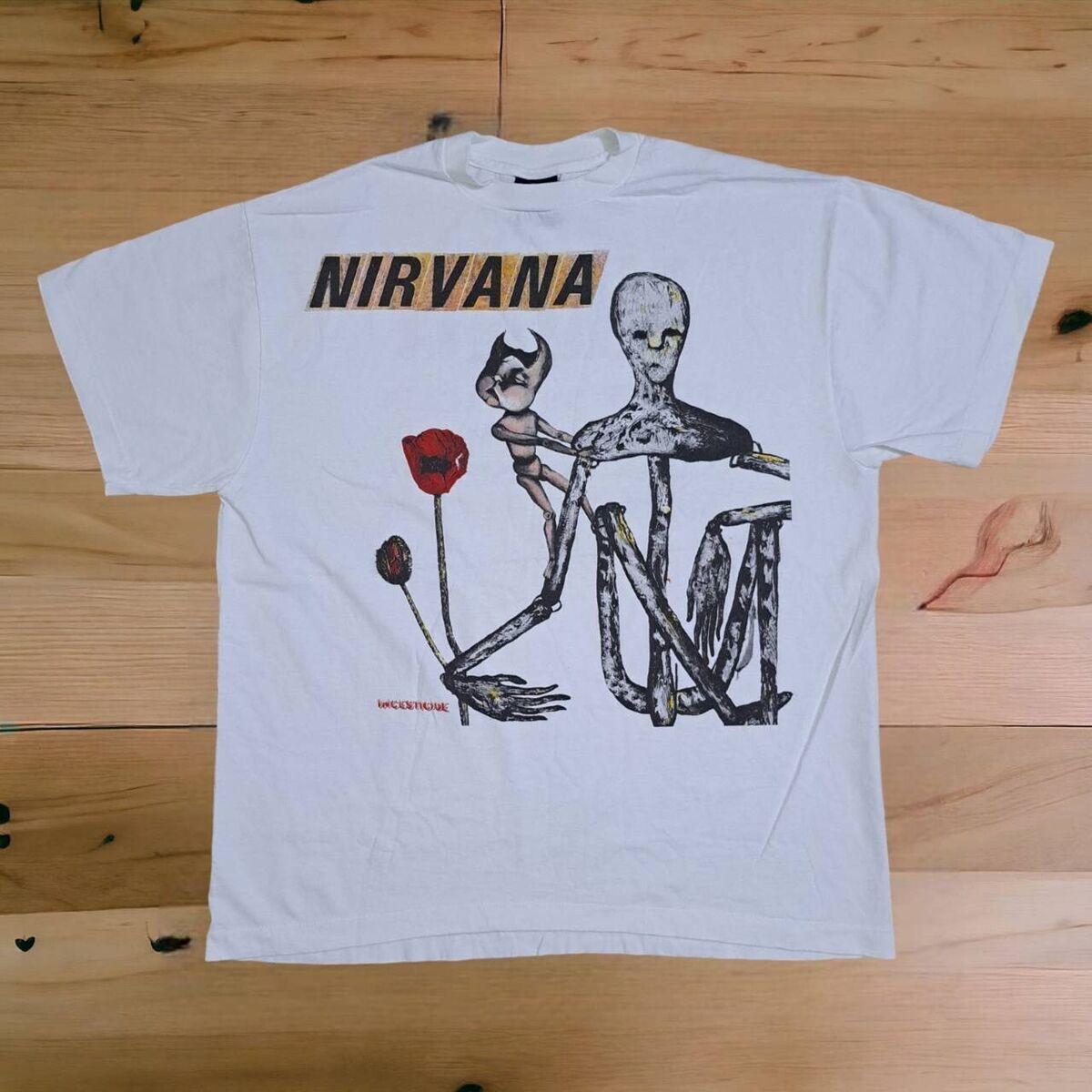 Nirvana t shirt vintage style INCESTICIDE band White tour Nirvana t shirt vintage style INCESTICIDE band White tour