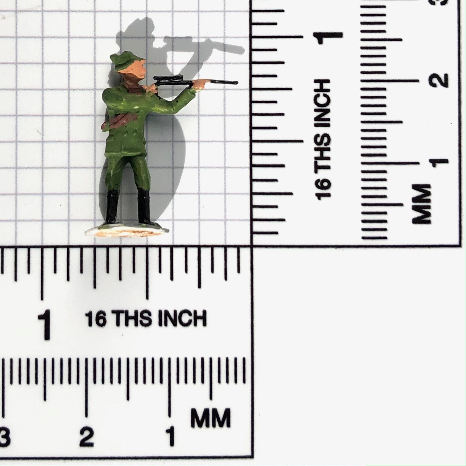 miniature soldier sharpshooter green uniform HO scale 7/8 inch tall ...