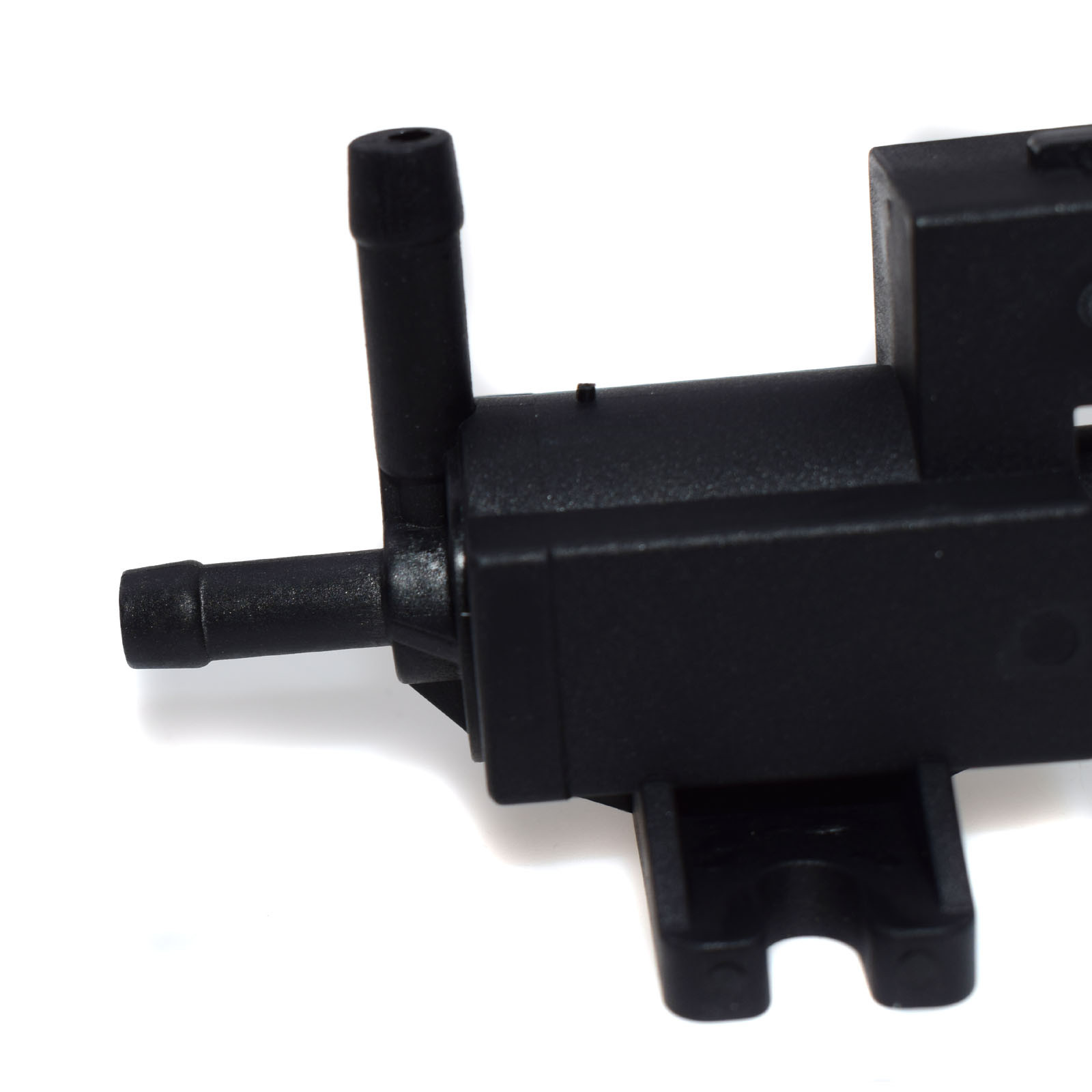 55557806 55577092 Pressure Control Valve For Opel Astra Vauxhall Zafira ...