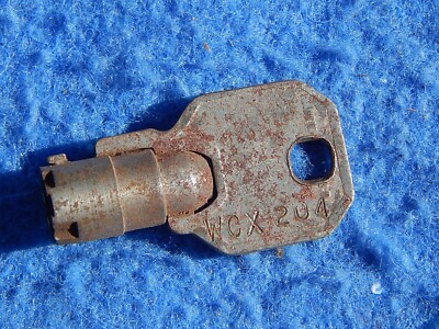 Wurlitzer Key WCX 204 - Chicago Lock - wall box or cash box key ...