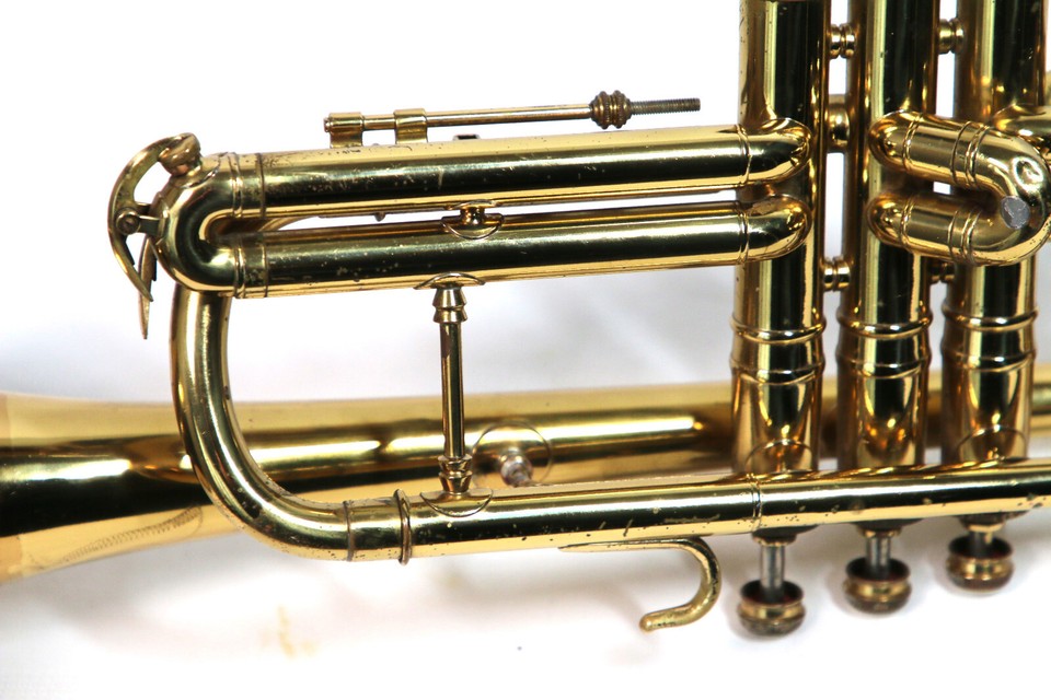 C.G. Conn Victor 80A Cornet 1946 Serial 363671 w/ Vincent Bach Mout ...