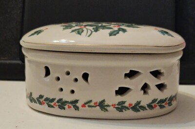CHRISTMAS Holly Trinket Box Porcelain Gift Collection 3" x 5.5" x 4" | eBay