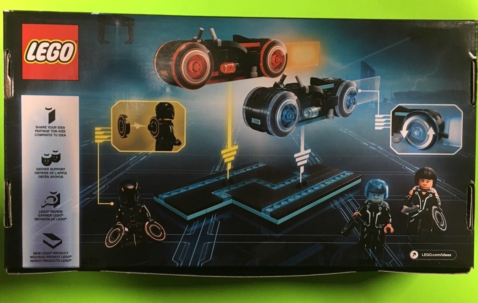 TRON LEGACY - LEGO LIMITED EDITION - Lightcycle Rinzler, Quorra, Sam ...
