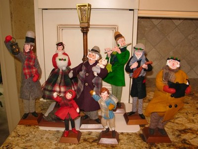 1980's Simpich Character Dolls 8 Christmas Carolers, Dog, Lantern ...