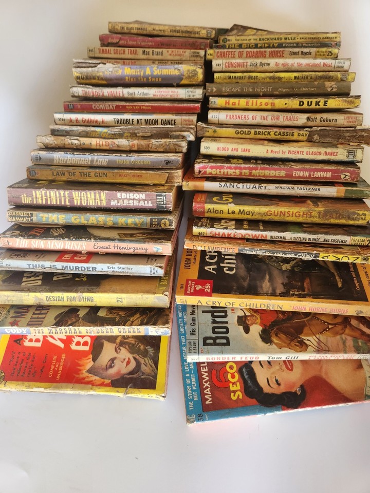 38 Vintage MYSTERY Pulp PAPERBACK BOOK Lot EROTIC Suspense Pocket 1940s ...