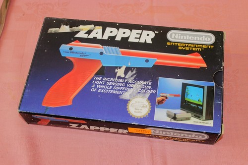 Nintendo NES Zapper complete with box and instructions - CiB | eBay