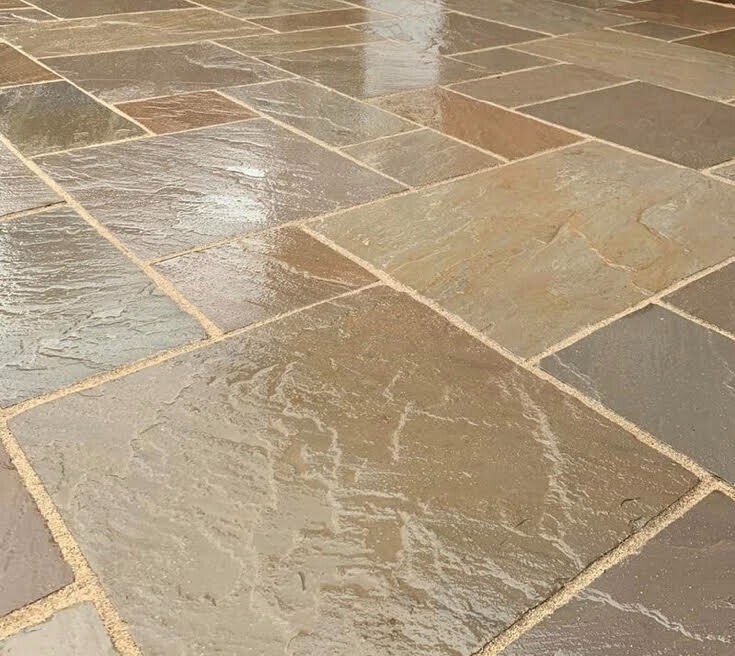 15.3 sqm BRADSTONE INDIAN NAT CUT RAJ/AUTUMN GREEN SANDSTONE PATIO PACK ...