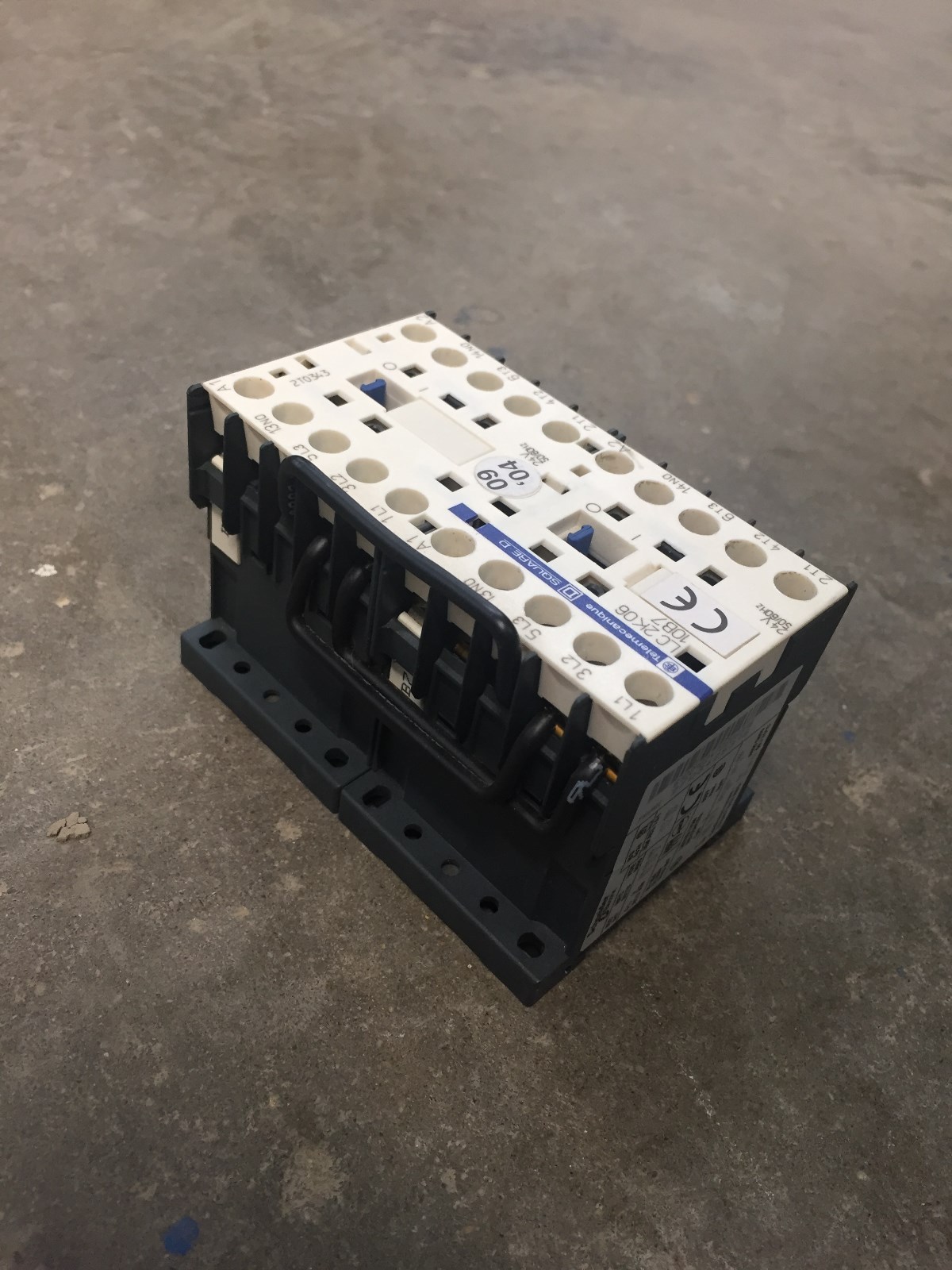 Telemecanique LC2K0610B7 coil 24V LC2K06 contactor | eBay