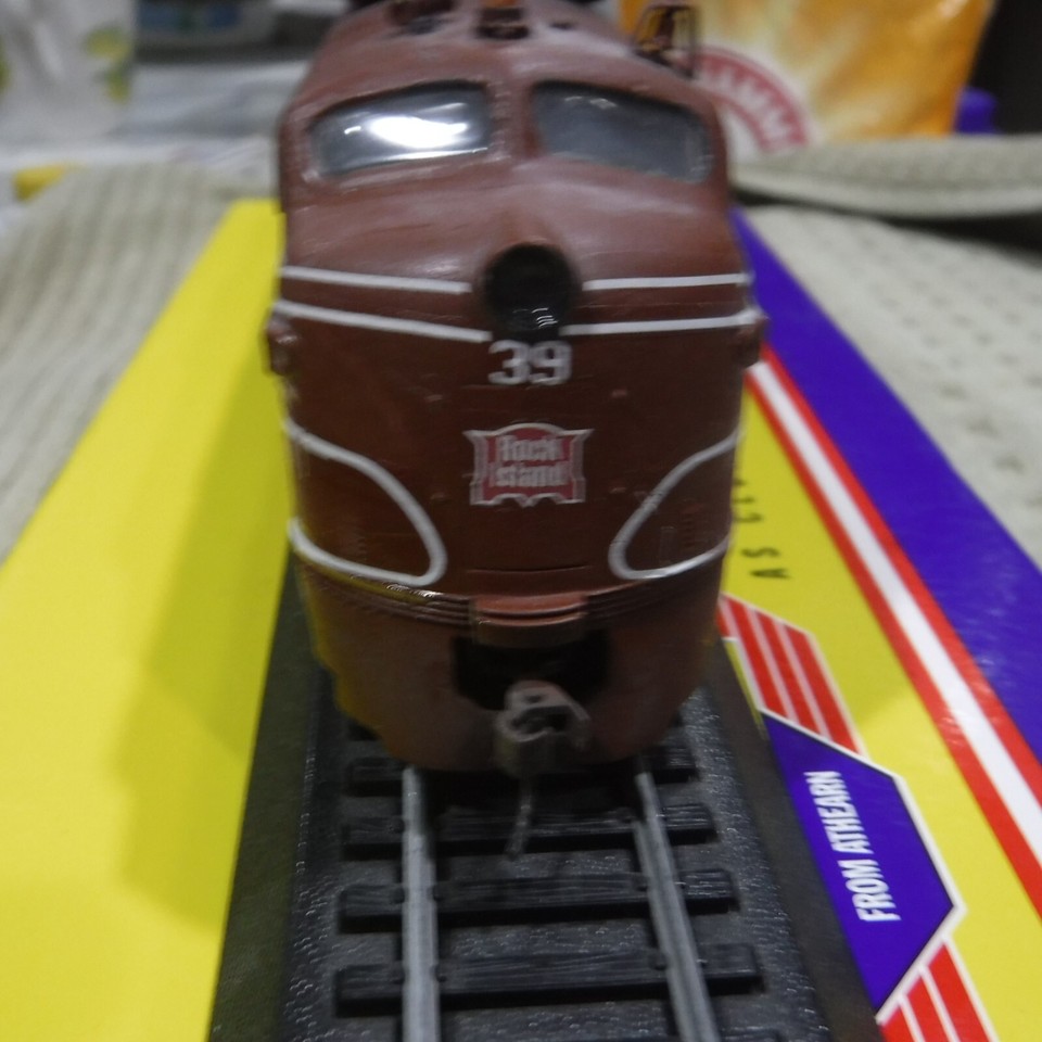 Athearn Genesis HO EMD F2A Rock Island DCC/SND custom paint and weatherd | eBay