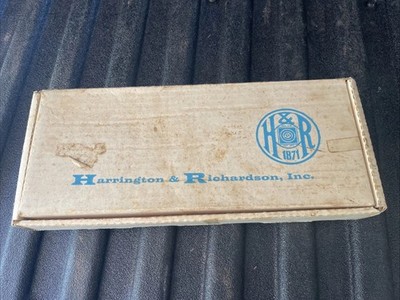 H&R Harrington and Richardson Model 649 .22 Revolver Pistol Box Empty ...