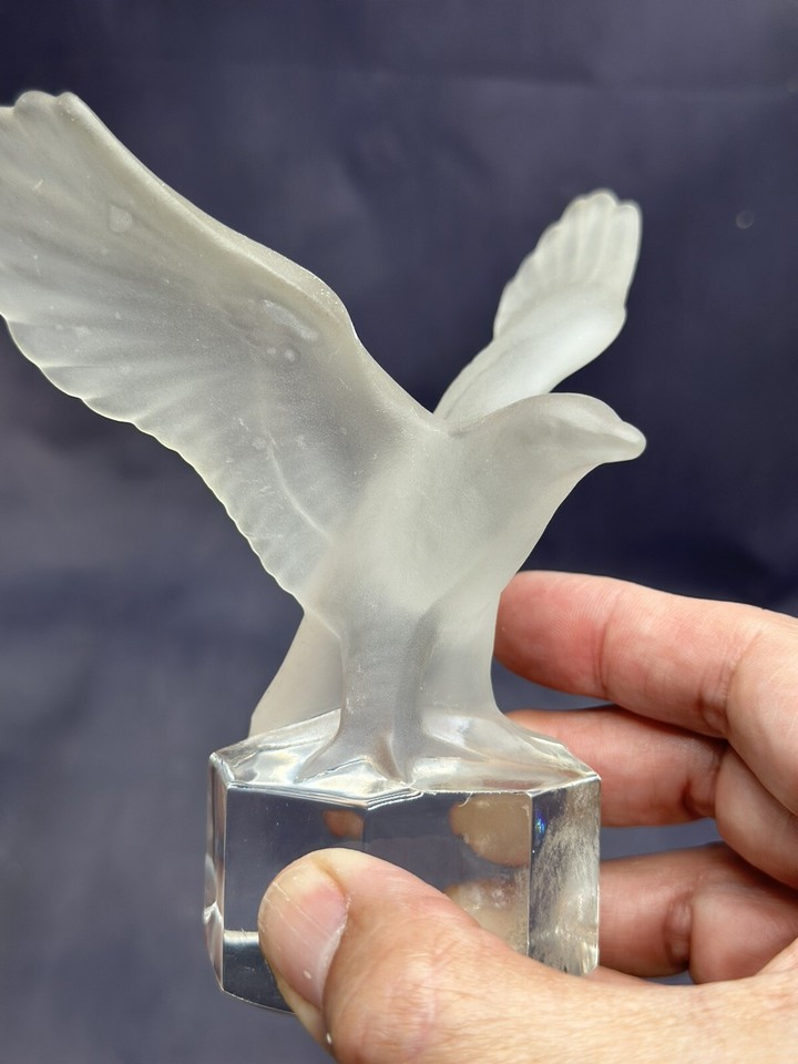 Vintage Crystal Glass Figurine Soaring Flying Eagle Bird Statue On ...